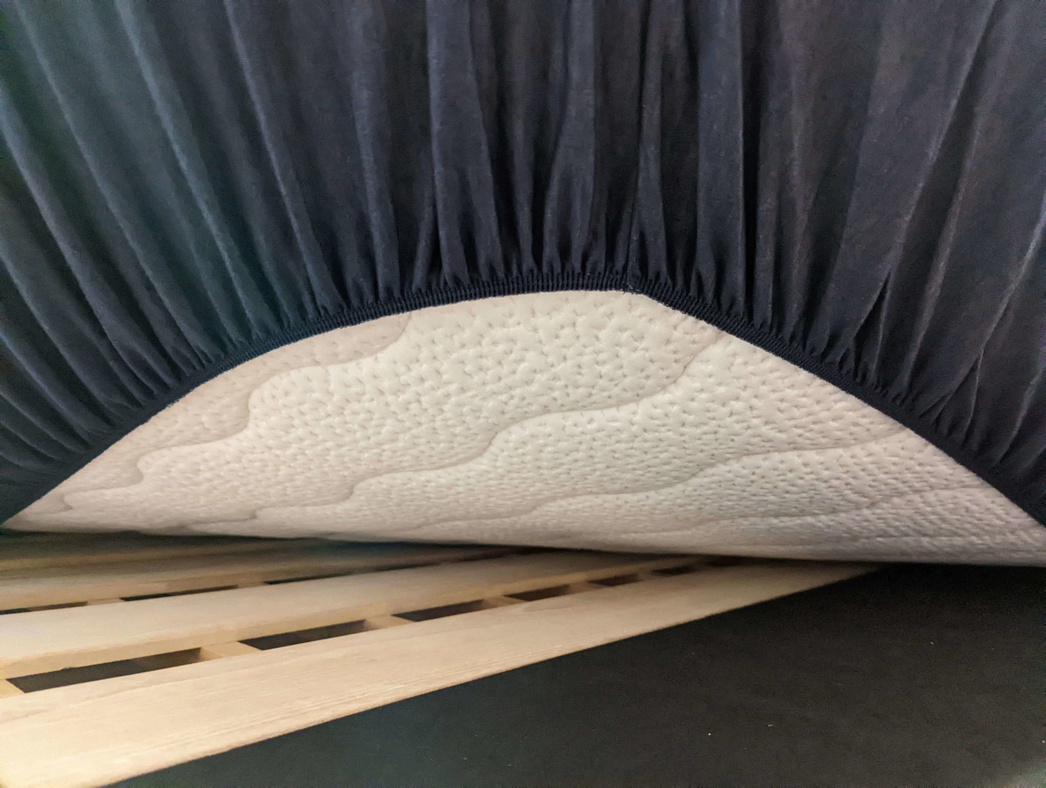 効果ある？BAKUNE SHEETSを使った私の口コミ｜暖かいシーツで疲労回復！ - ユリイカの実