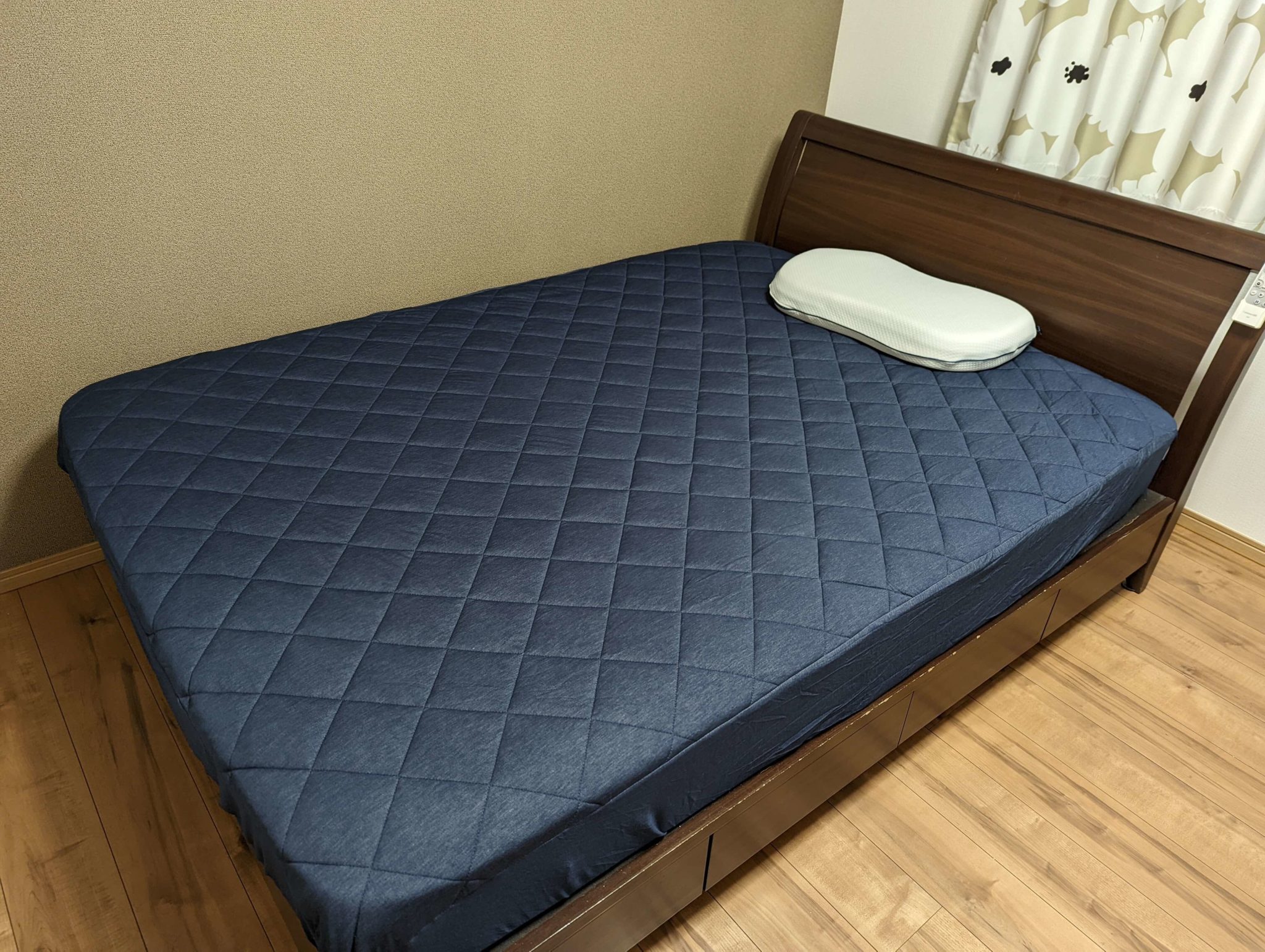 効果ある？BAKUNE SHEETSを使った私の口コミ｜暖かいシーツで疲労回復！ - ユリイカの実