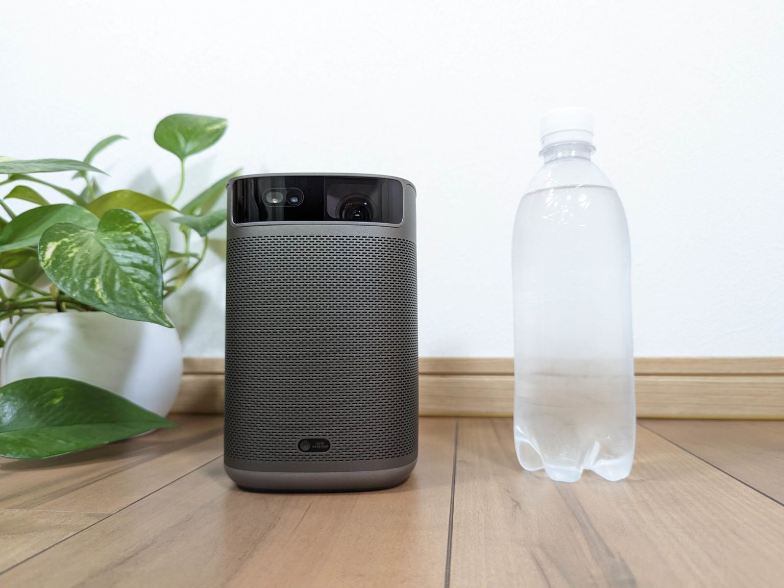 XGIMI MoGo 2 Proレビュー！「コンパクトな映画館」は何が変わった?画質や性能を徹底チェック！ - ユリイカの実